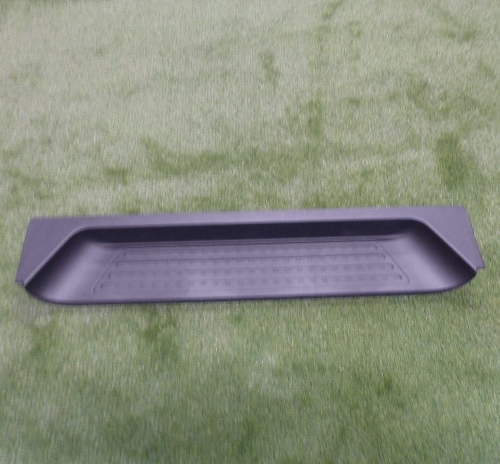 Standard VW Transporter Side Step - Camper Warehouse